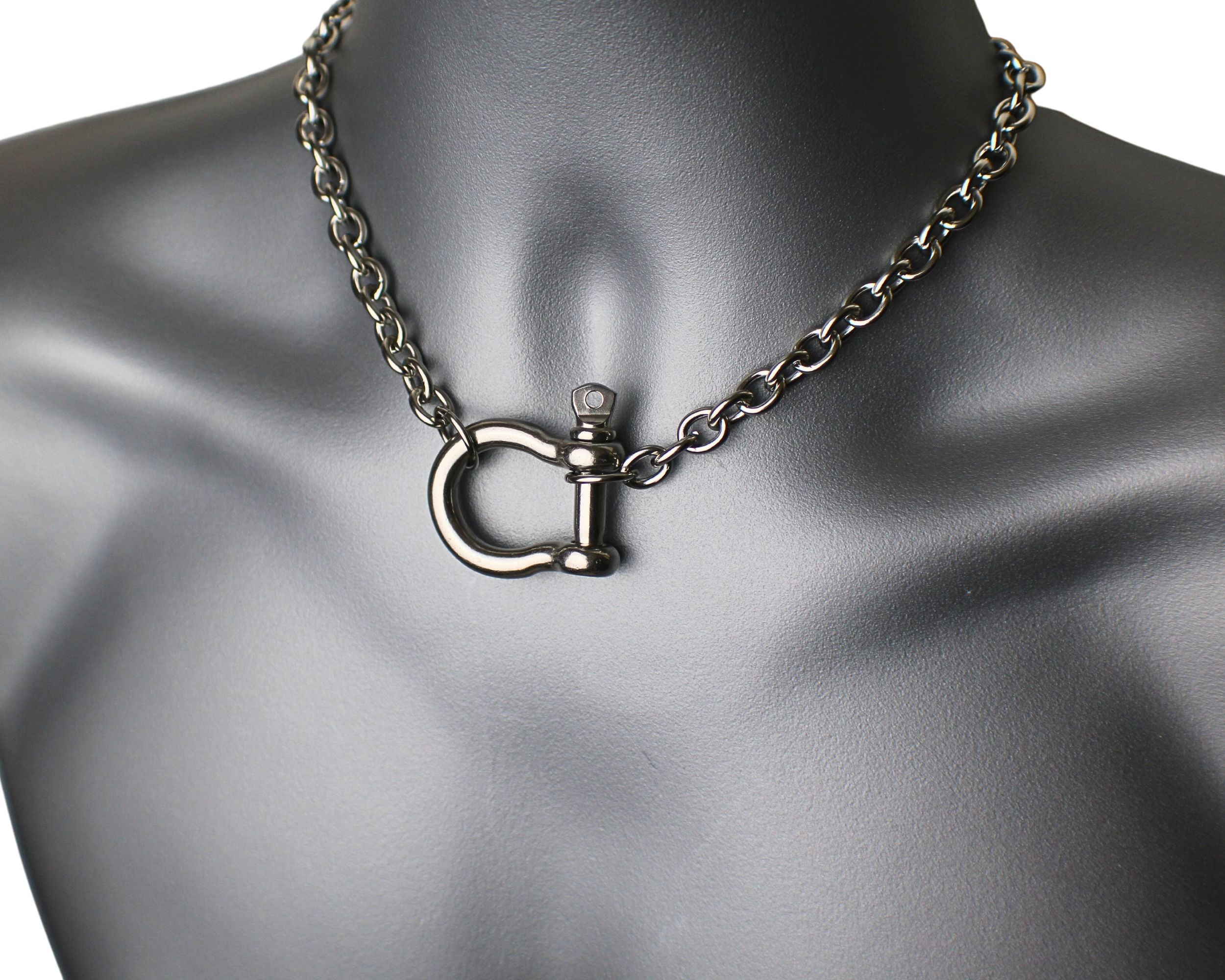XXL Shackle Necklace – Captive Collars